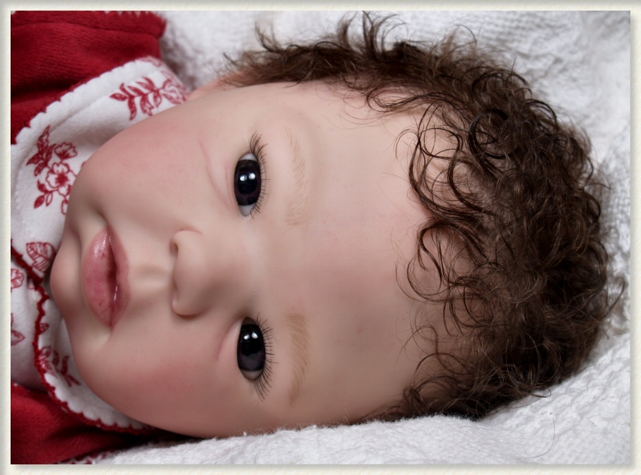 Please be patient while photos load. I have included many large clear ...